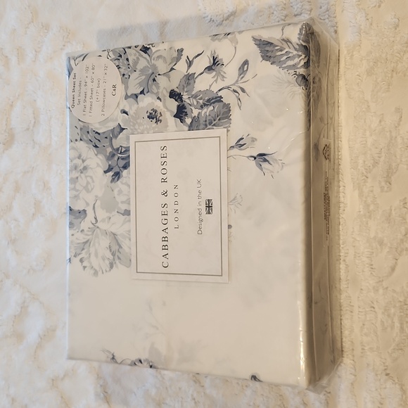 Cabbages & Roses | Bedding | Cabbages Roses London Queen Sheet Set ...